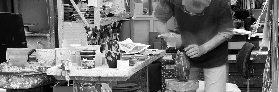 JCJ Pottery – Collectable lustreware & porcelain tableware